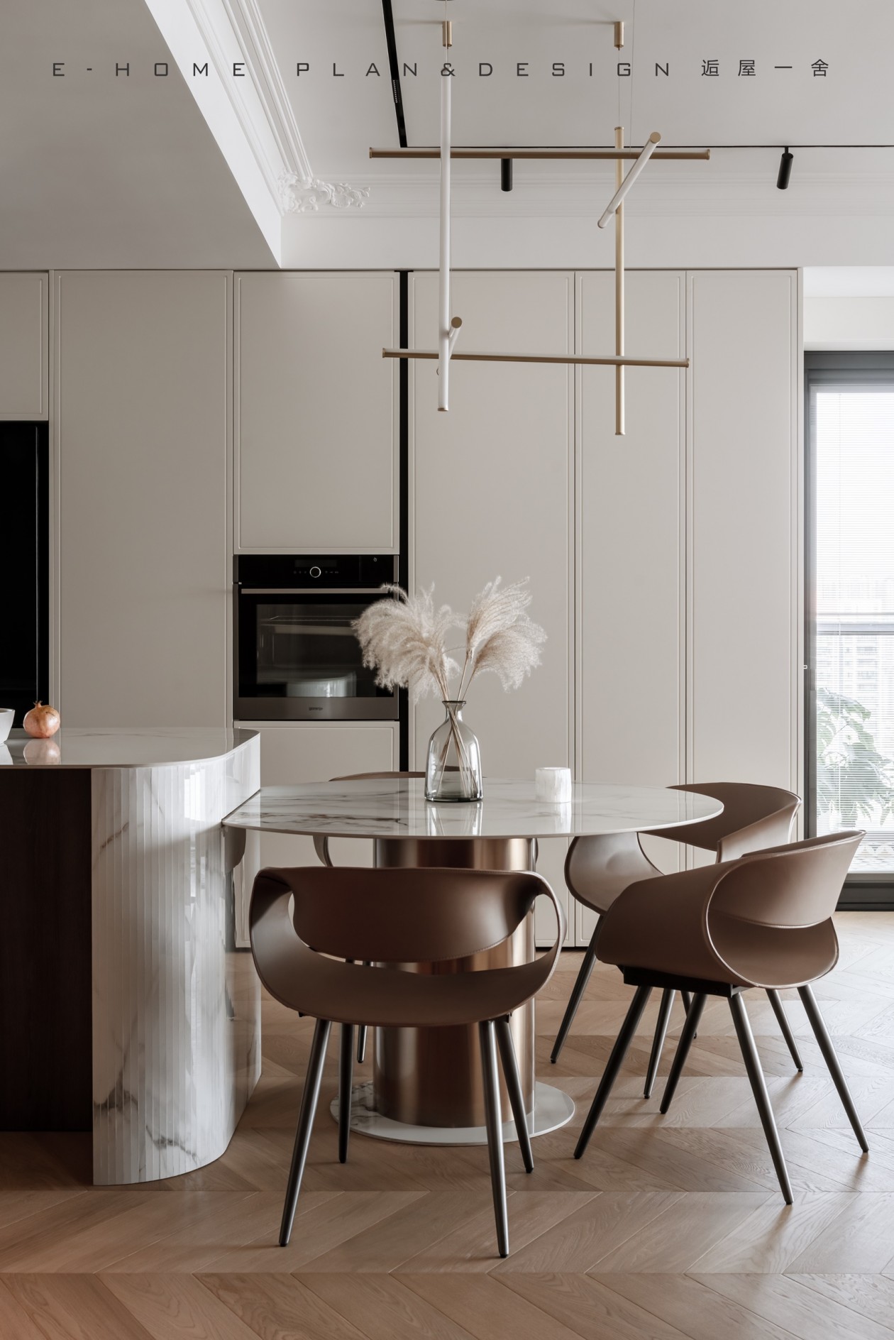 逅屋一舍 | 都市“曼哈顿窗景”240㎡的轻法式之家-室内设计-拓者设计吧